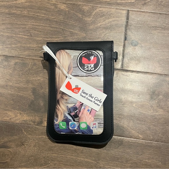 Save The Girls | Bags | Nwt Save The Girls Touchscreen Crossbody Phone ...